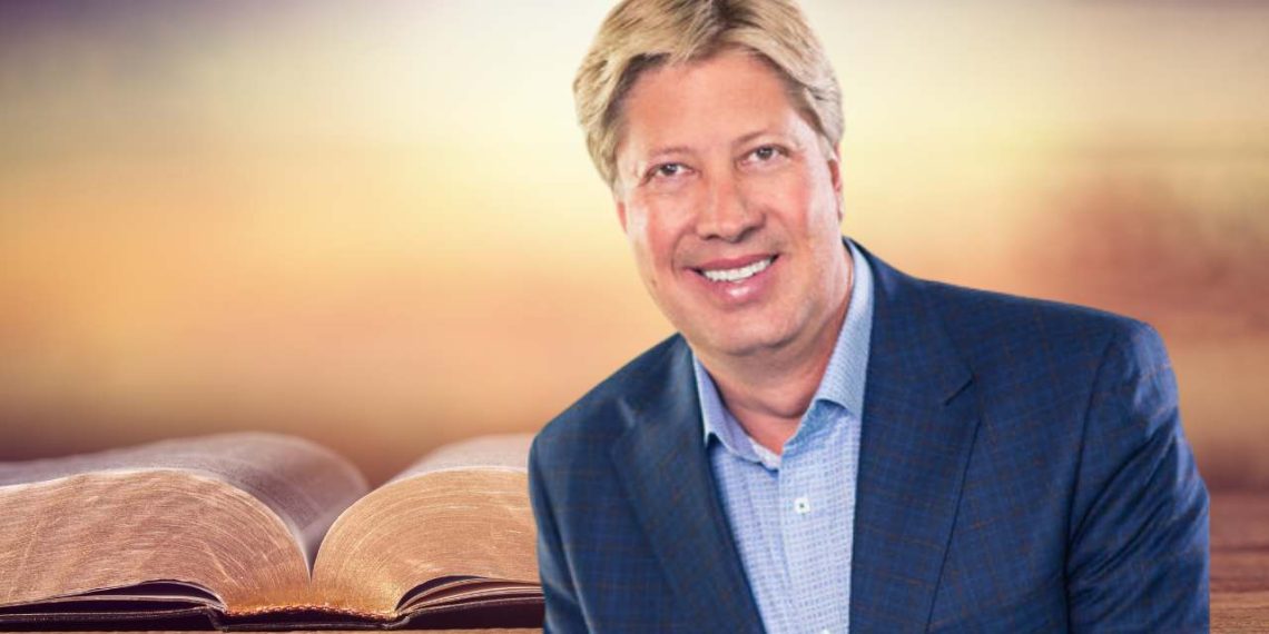 Robert Morris net worth and Biography 2024 - Impact Wealth