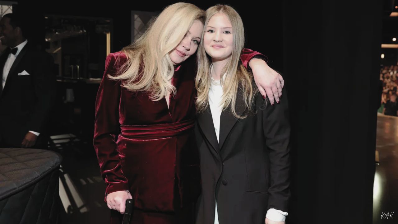 Christina Applegate: The Complete Guide to Her Life, Career, MS Journey ...